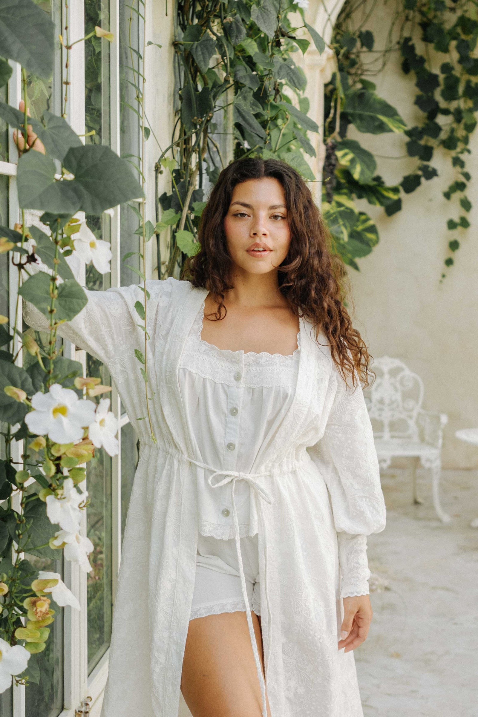 Daphne Embroidered Bridal Robe - Ivory – Meeka_co